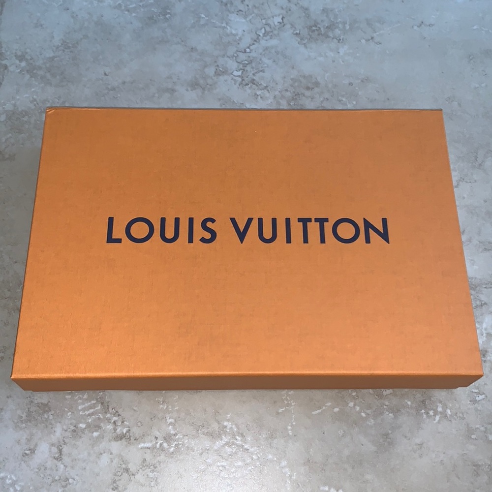 Louis Vuitton Box With A Gift Envelope - Gem